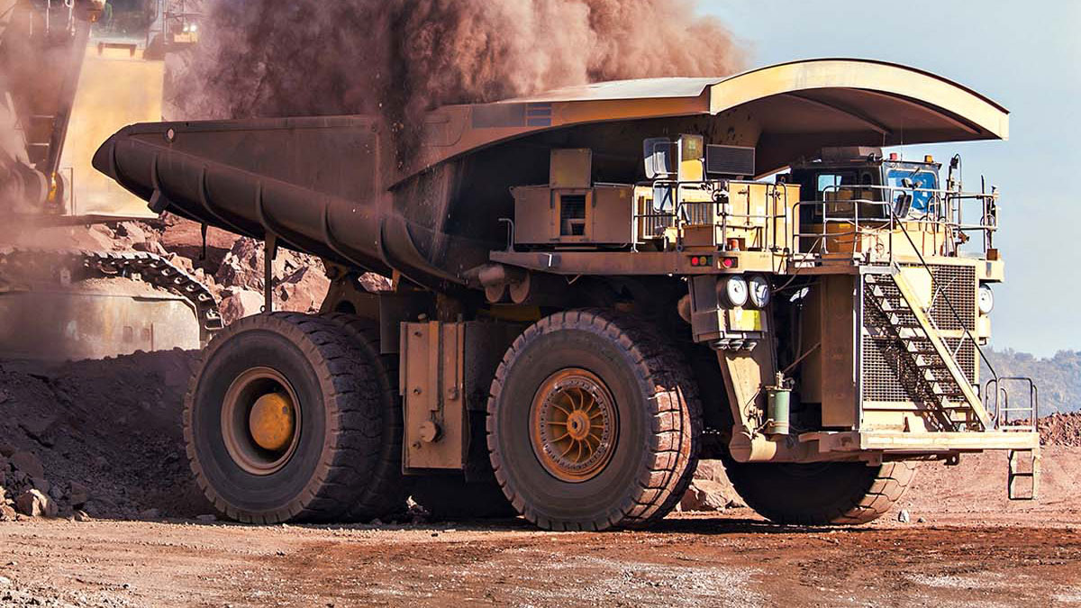 really big mining trucks